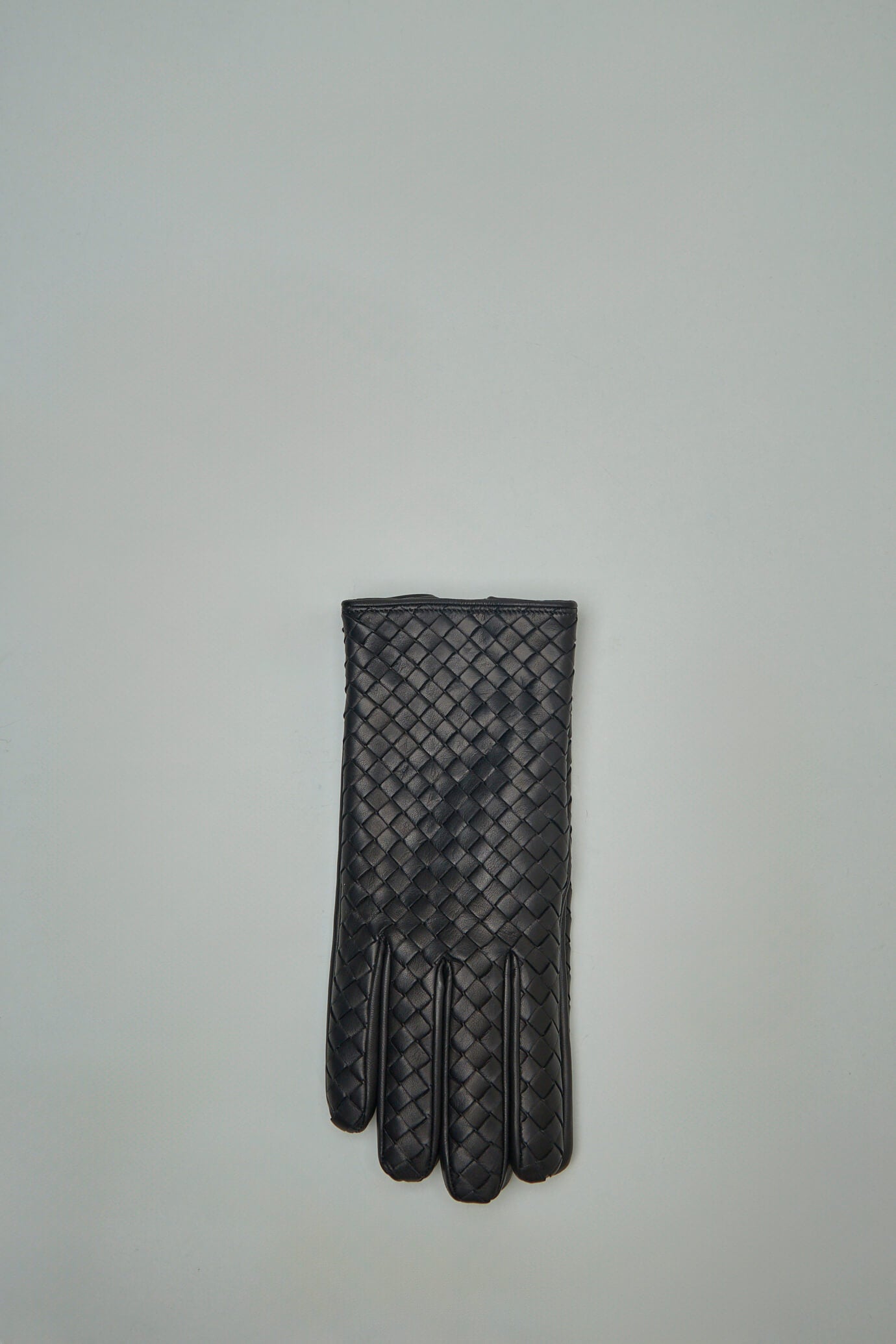 Bottega Veneta – LABELS