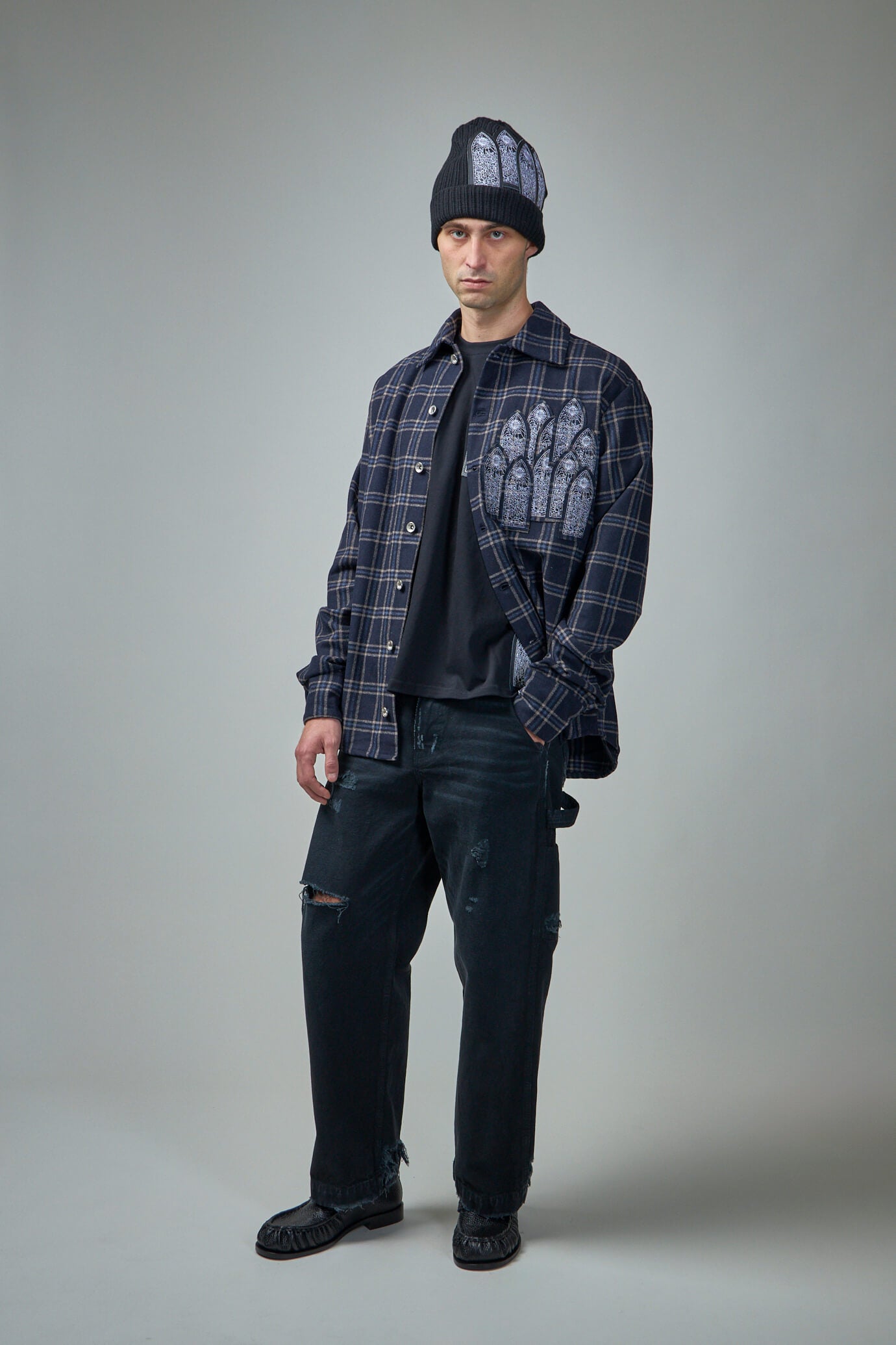 Who Decides War – LABELS