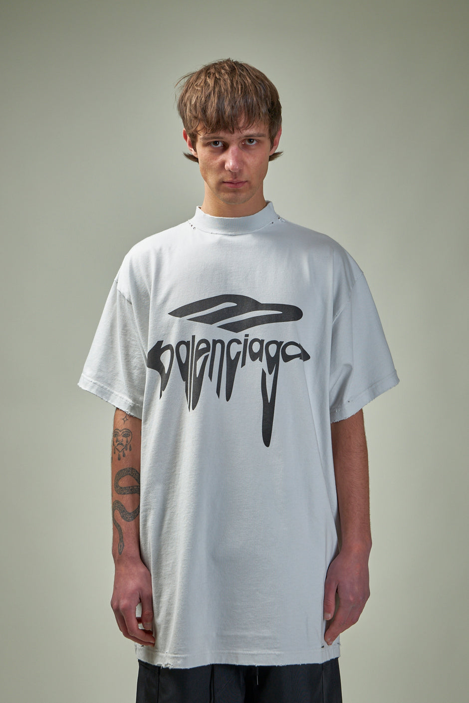 Balenciaga: Luxury Fashion Redefined - LABELS