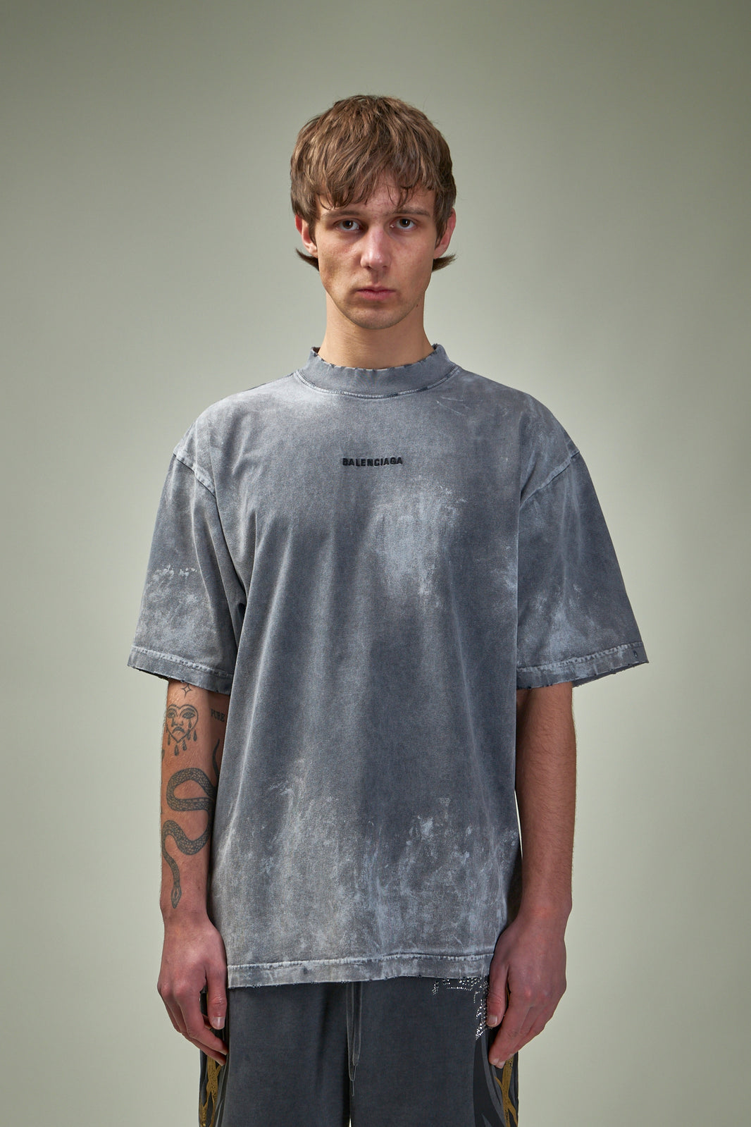 Balenciaga: Luxury Fashion Redefined - LABELS